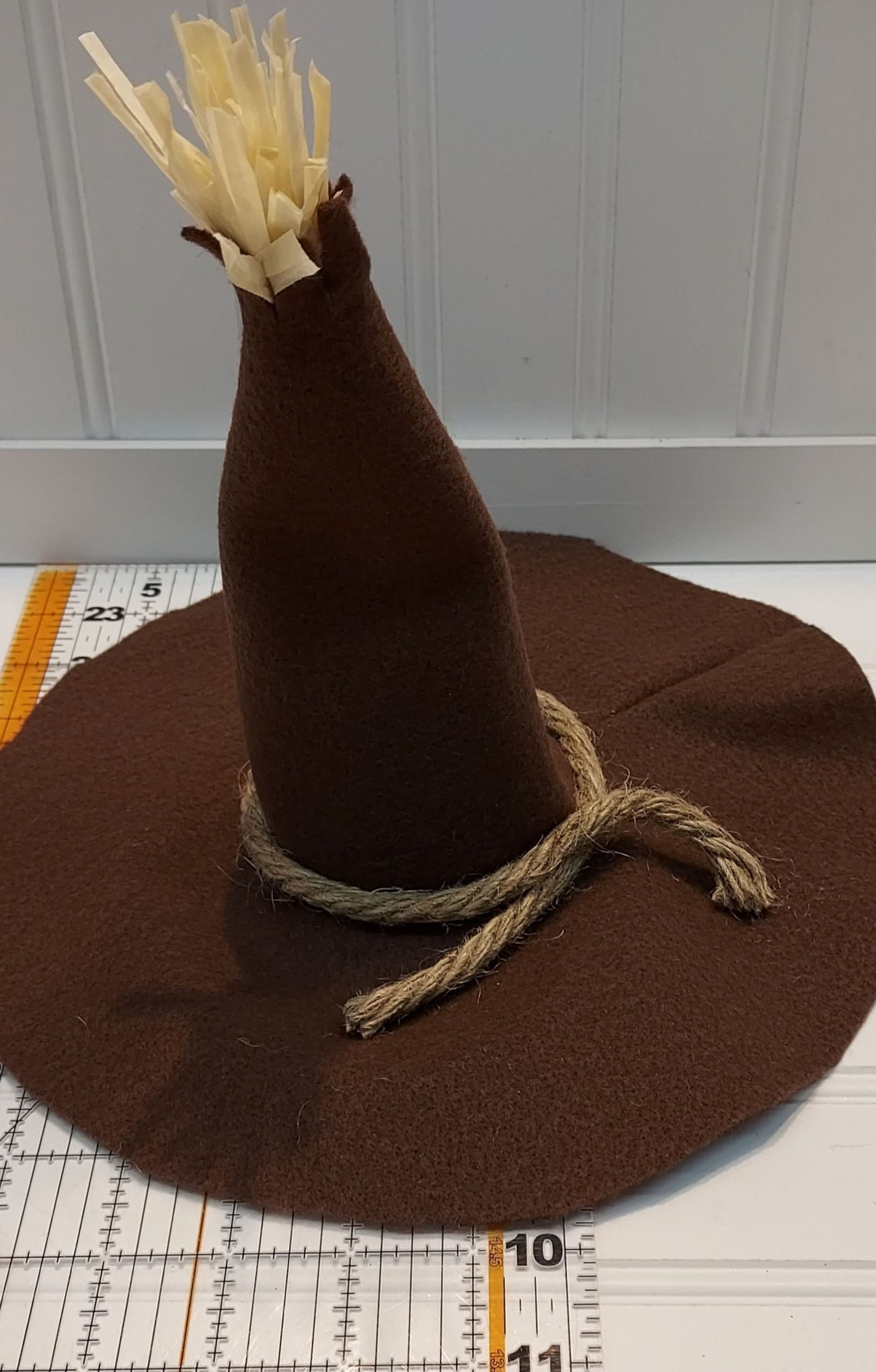 Scarecrow Hat, Felt Scarecrow Hat, Scarecrow Wreath Hat, Brown Felt Hat ...