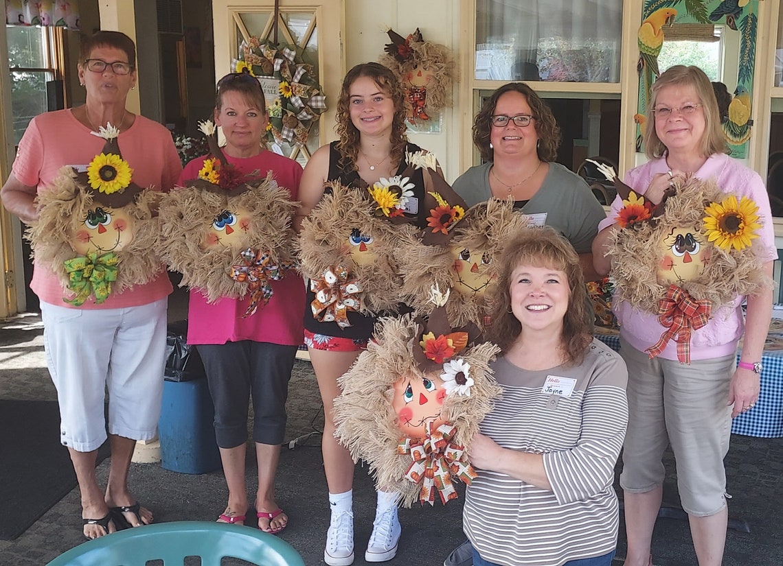 Tutorial Video PLUS Felt Scarecrow Hat, How to Make a Scarecrow Wreath ...