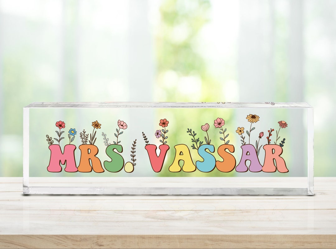 Personalized Floral Teacher Desk Sign, Back to School Gift for Teachers ...