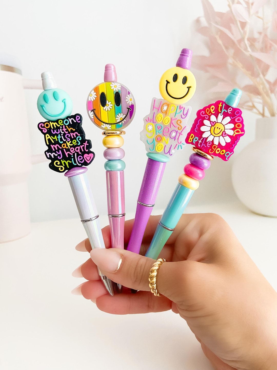 Happy Motivational Pens | Happy Looks Great on You | See the Good Be ...