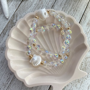 Iridescent Glass Beaded Clam Shell Bracelet Mermaid Jewelry Beach ...
