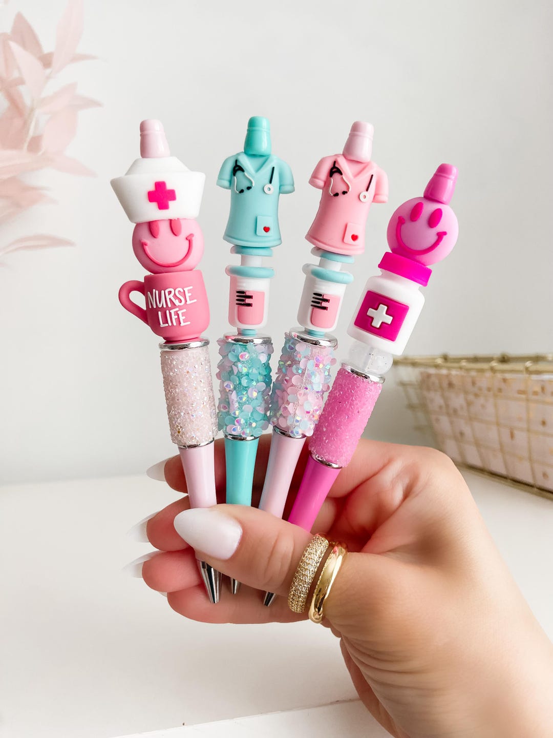 Nurse Life Sparkly Pens | School Nurse Appreciation Gifts | Smiley Face ...