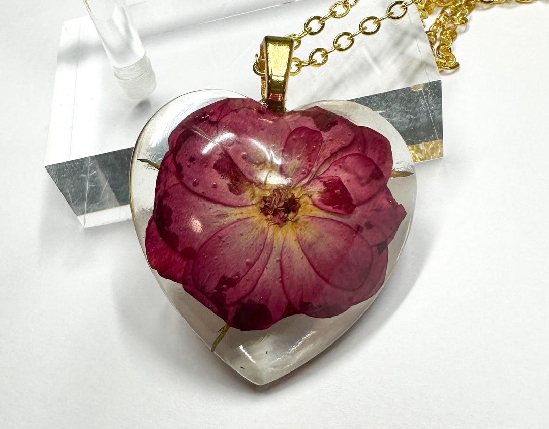 Real Red Rose Clear Resin Heart Handmade - Etsy