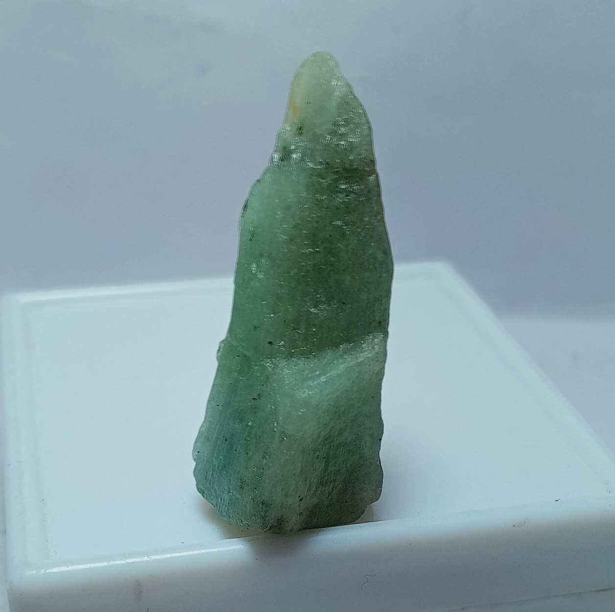 Big Emerald Rough Stone / Natural Colambian Emerald Rough Stone, Raw ...