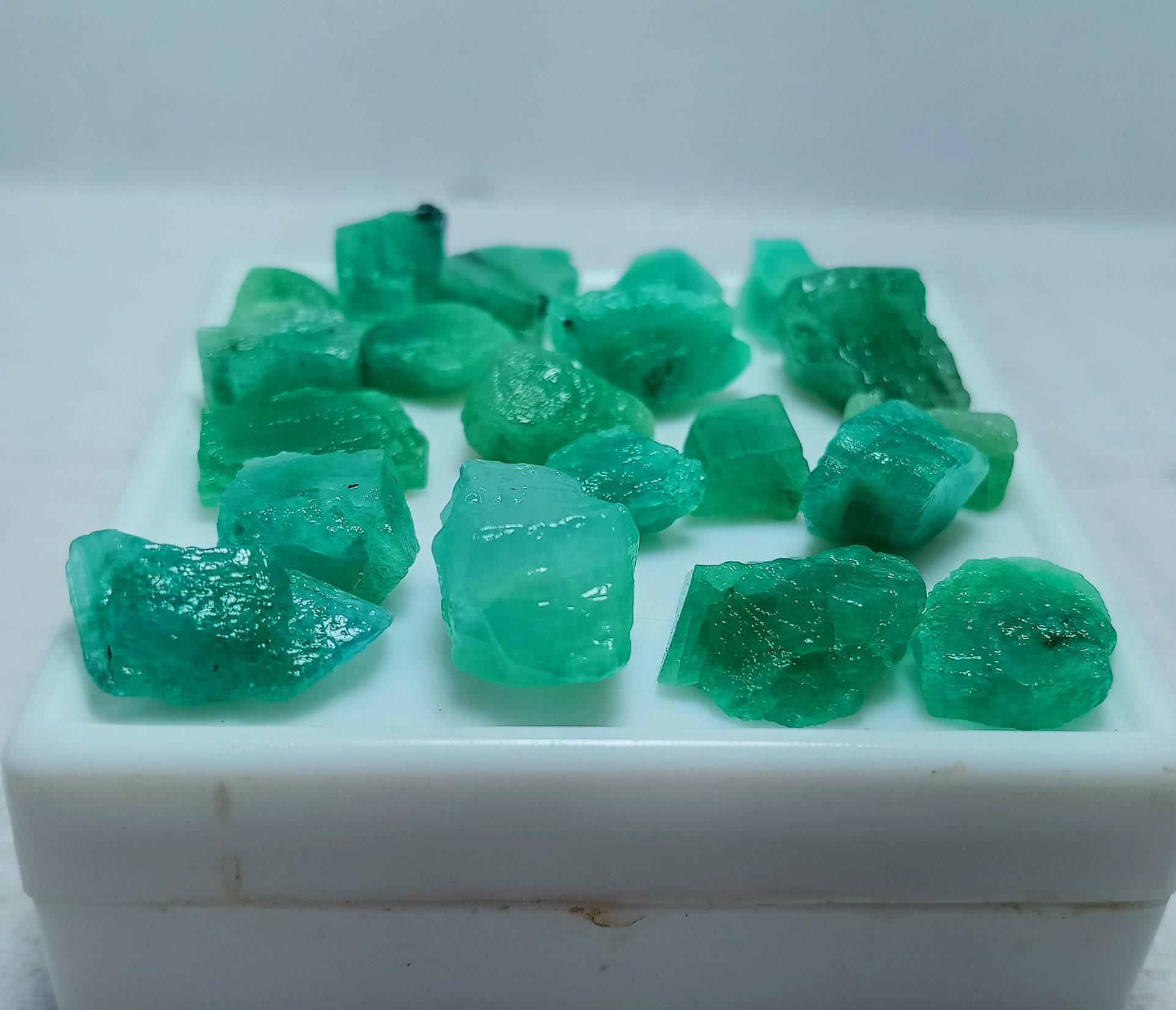 Emerald Raw Stone Lot, Natural Emerald Rough 10-16mm Good Quality Rough ...