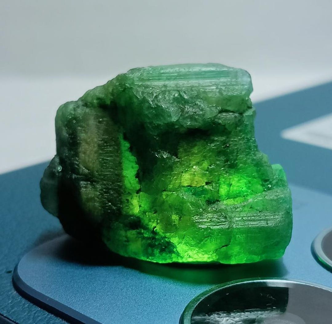 Big Emerald Rough Stone / Natural Zambian Emerald Rough Stone, Raw ...