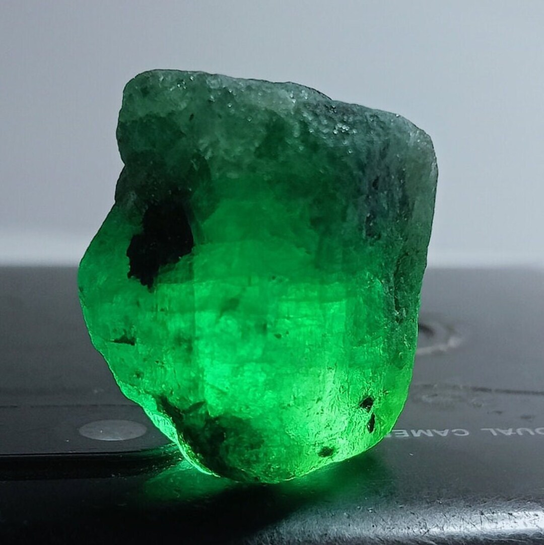 Big Emerald Rough Stone / Natural Zambian Emerald Rough Stone ...