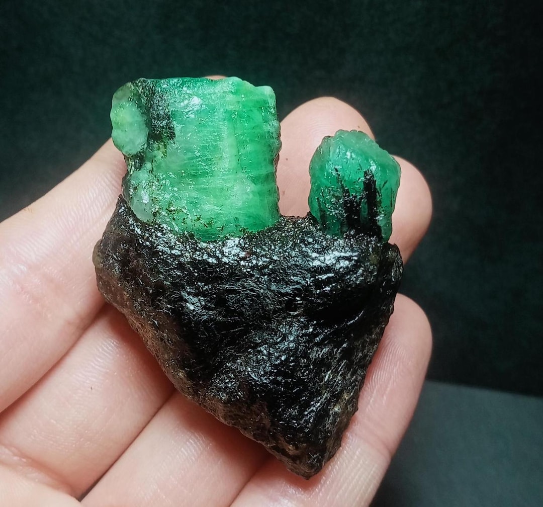 Big Emerald Rough Stone / Natural Zambian Emerald Rough Stone, Raw ...