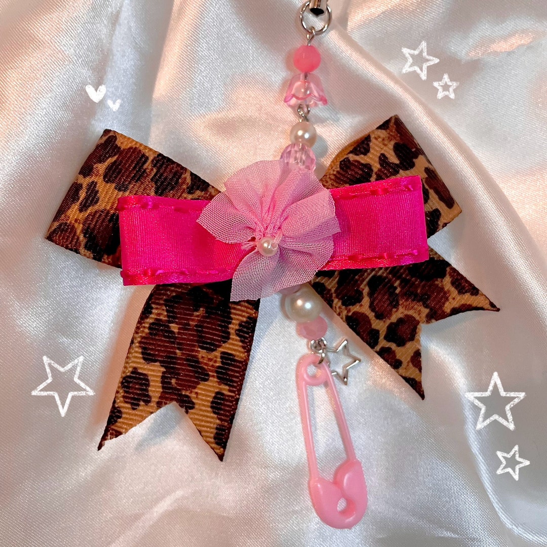Y2K Bow Phone Charm - Etsy