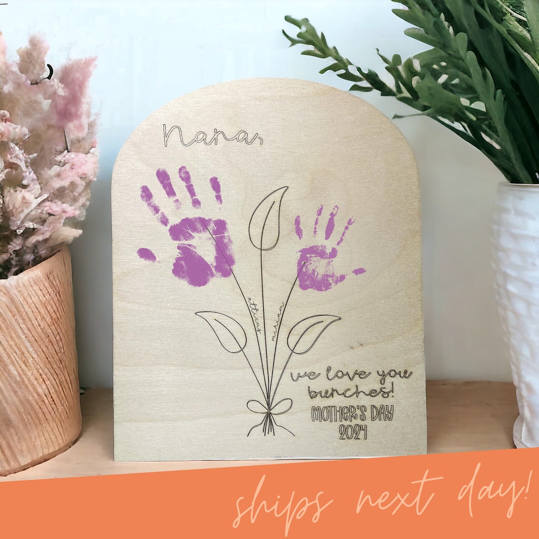 Handprint Flower Bouquet Sign, DIY Handprint Sign, Personalized Gift ...