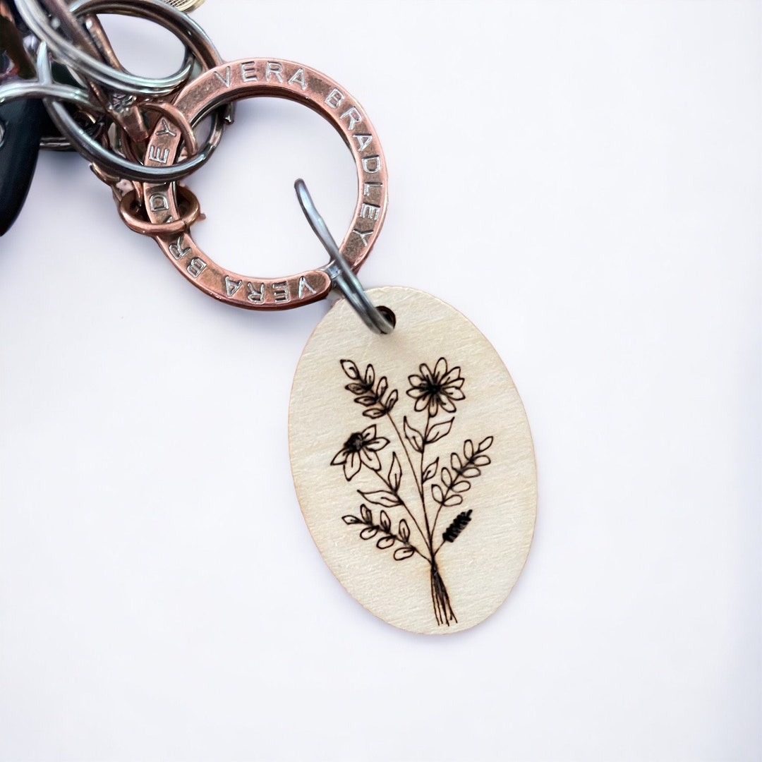 Wooden Keychain, Birth Flower Bouquet Key Chain Gift for Her, Mothers ...