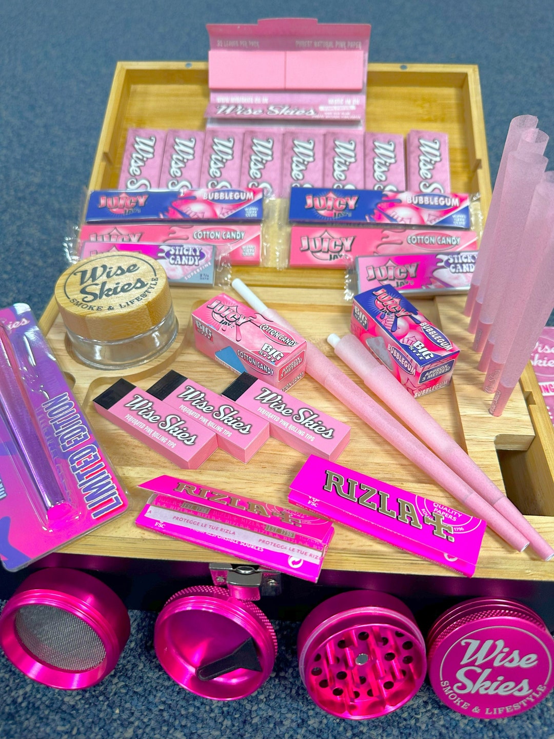 Huge Pink Luxury Rolling Box Set Pink Rolling Papers Christmas Set ...