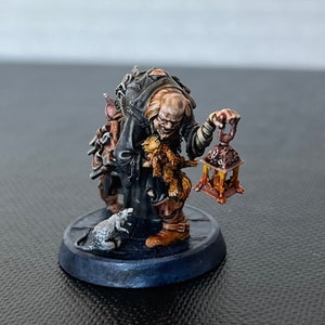 Darach | Hunchback | Resin | Painted or Unpainted | 32mm and 75mm - Etsy