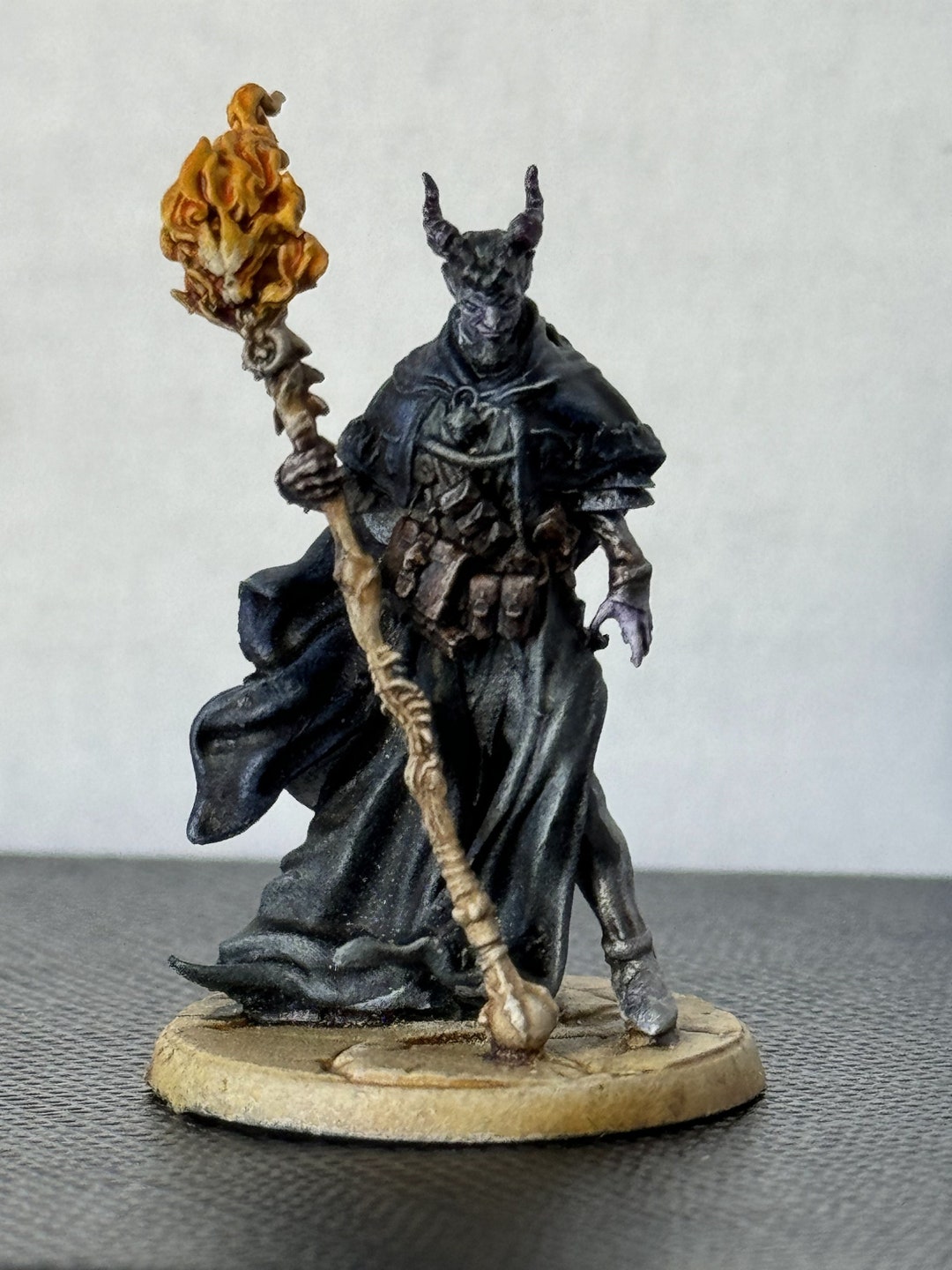 Tiefling Guild Summoner | Tiefling Mage/warlock | Resin | Painted or ...