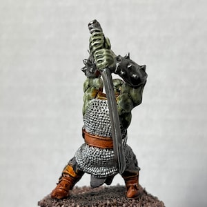 Orc Orog / Half-orc Fighter DND Wizkids Nolzurs, 28mm Scale Dungeons ...