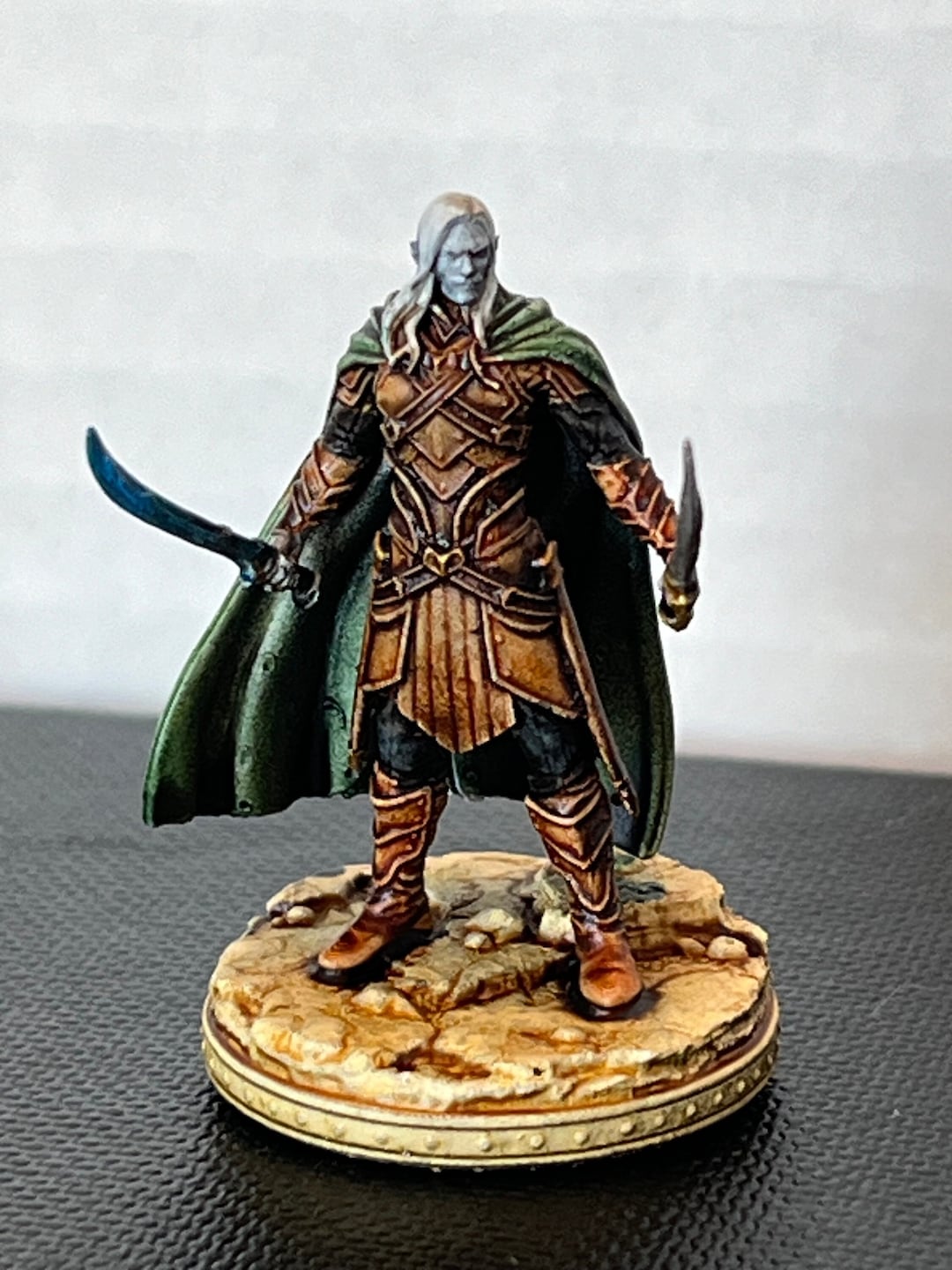 Varik Dun'ate (drizzt Do'urden) Drow Elf Fighter/ranger | Resin ...