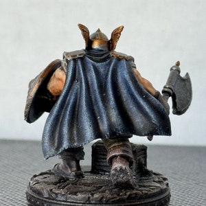 Azaghal | Dwarf Fighter/paladin | Resin | Painted or Unpainted | 32mm ...