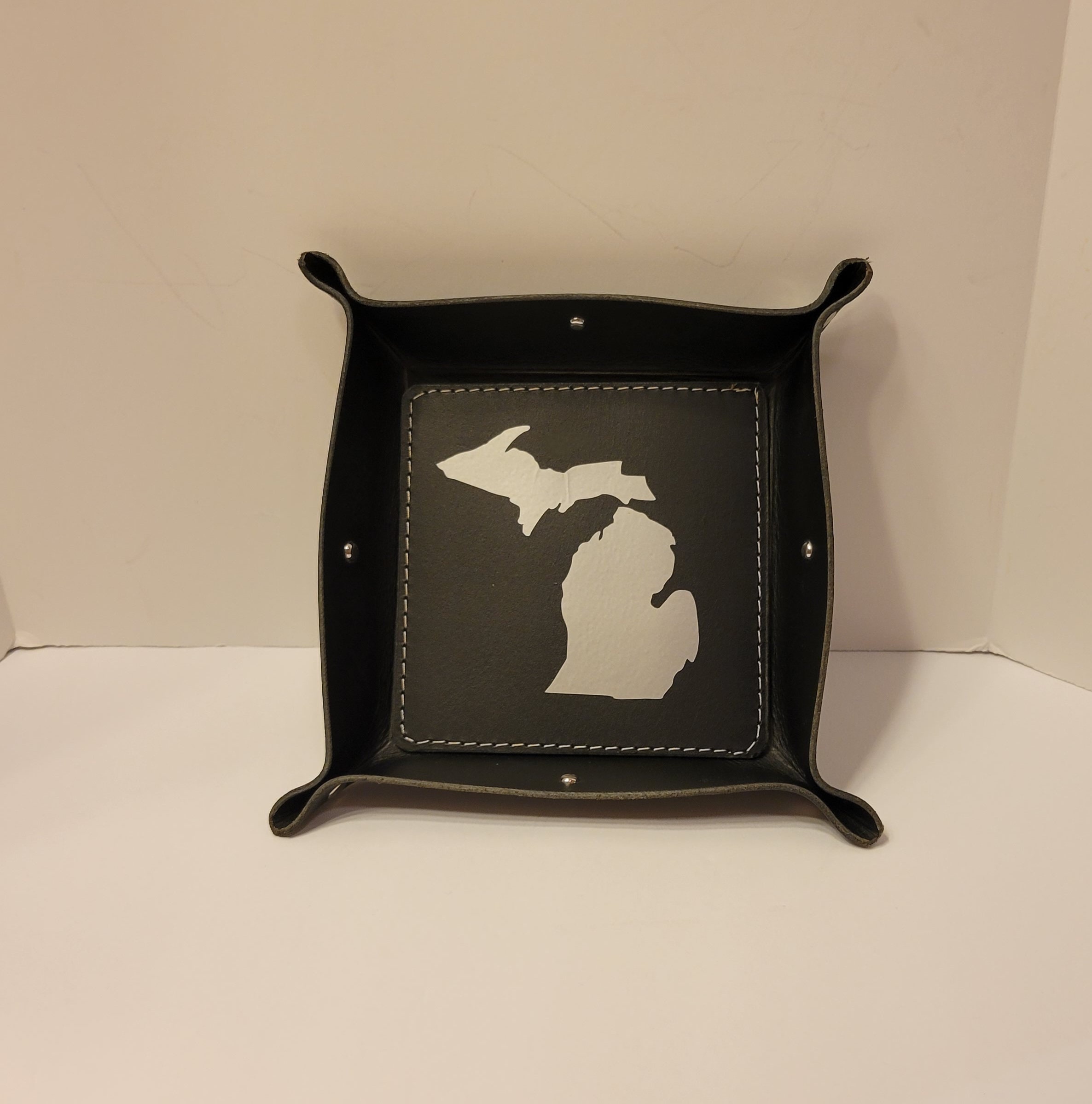 Michigan State Outline Catchall Valet Tray Made in USA - Etsy