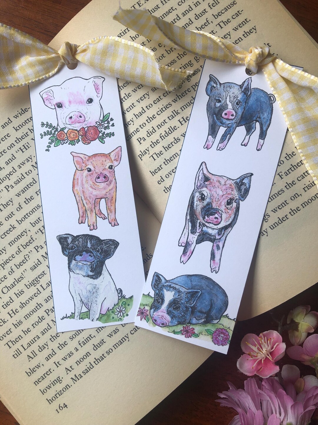 Pig Art Bookmarks: Handmade Watercolor Painting, Reader Gift - Etsy