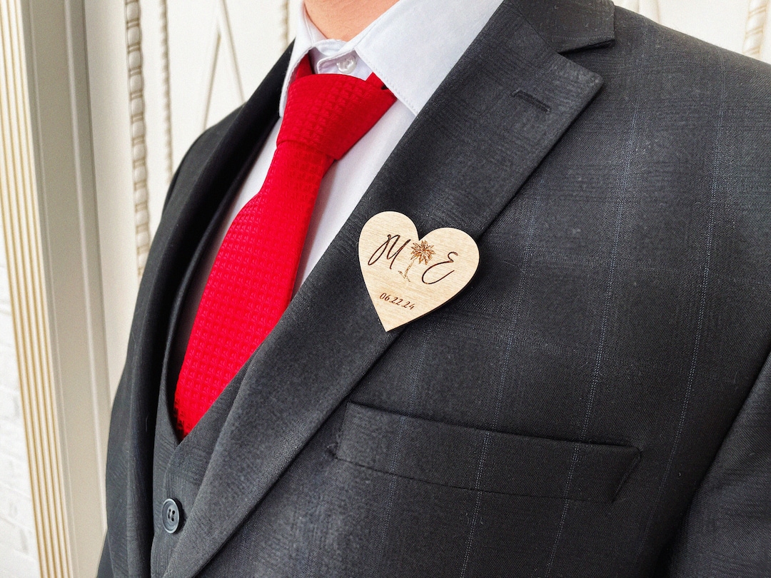 Tropical Wedding Boutonniere, Custom Wedding Pins for Guests, Engraved ...