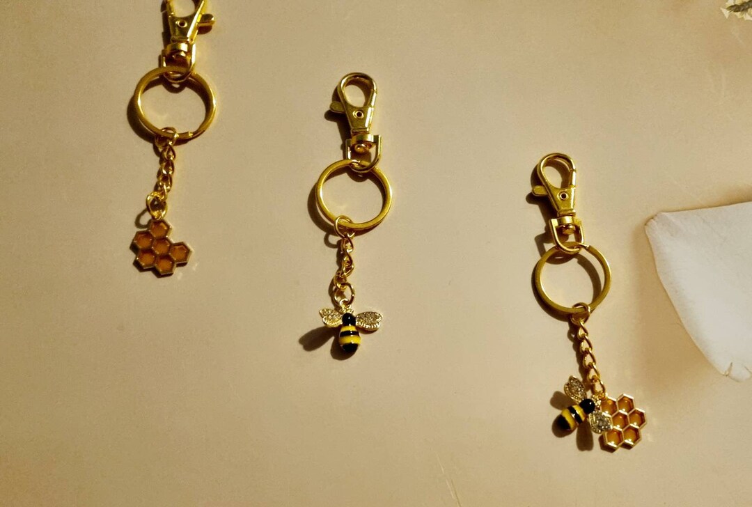 Bee, Hunny, Bee, and Honeycomb Keyring for Keys, Bags, or Purses - Etsy