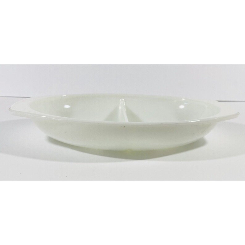 Vintage Pyrex 1083 White Milk Glass Divided Casserole Serving Dish 1-1/ ...