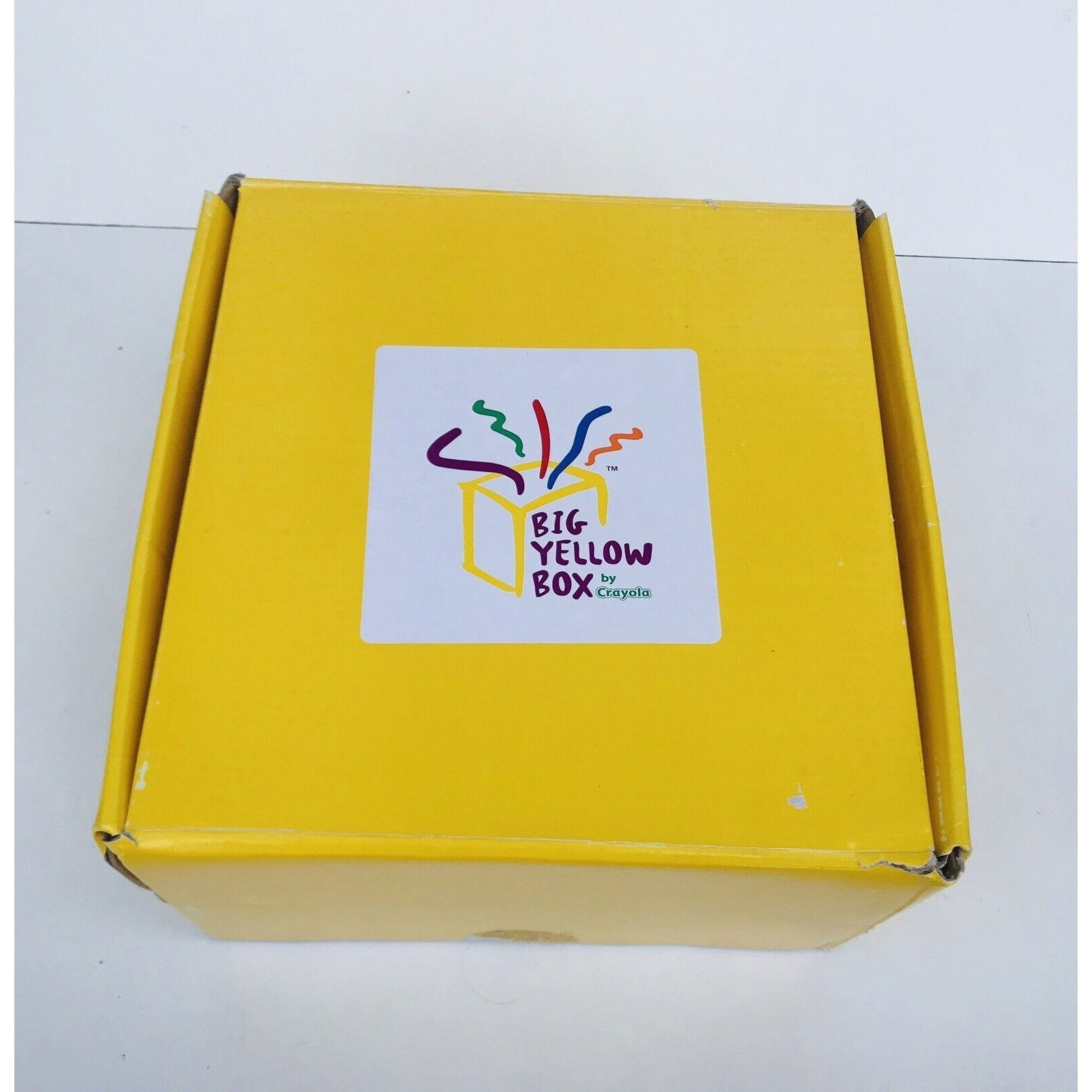 Crayola Big Yellow Box Kids Craft Project Kit Piece O Cake 8 Complete ...