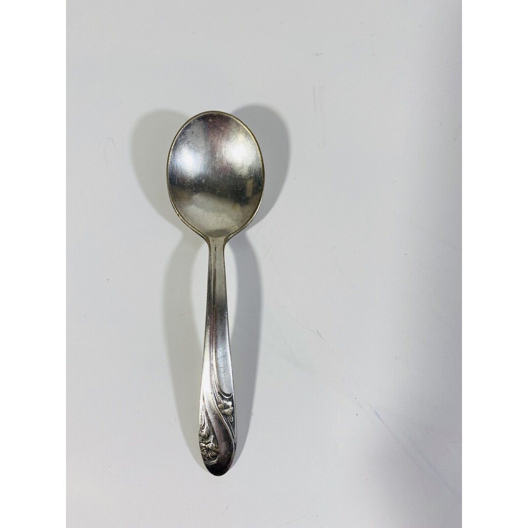 Holmes & Edwards Baby Spoon Romance Pattern 1952 Silver Plate IS Deep 4 ...