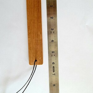 One-handed-book-holder - A Great Book Accessory Allowing the Reader to ...