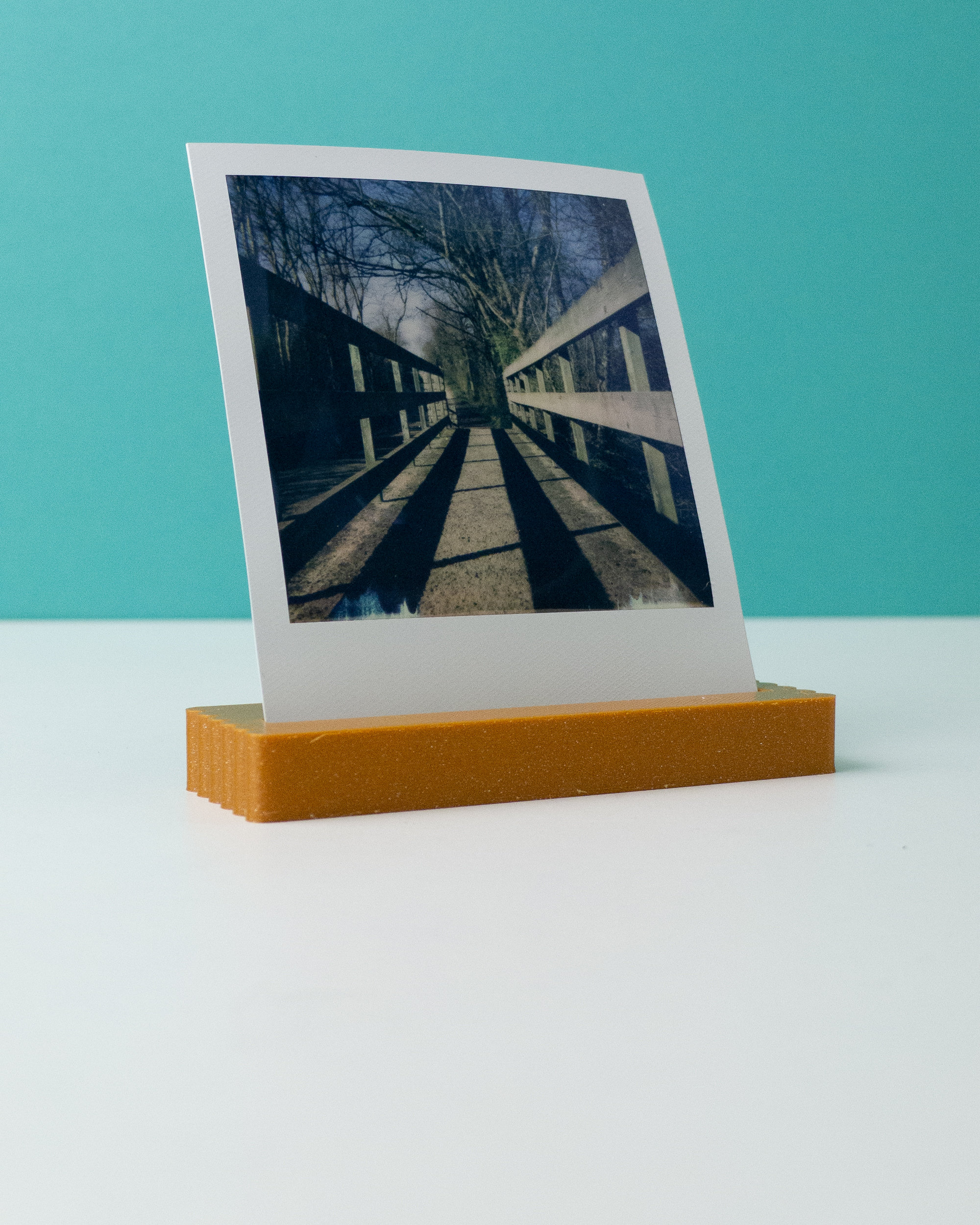 Polaroid 600/SX70 Photo Holder 3D Printed Snapshot Stand - Etsy