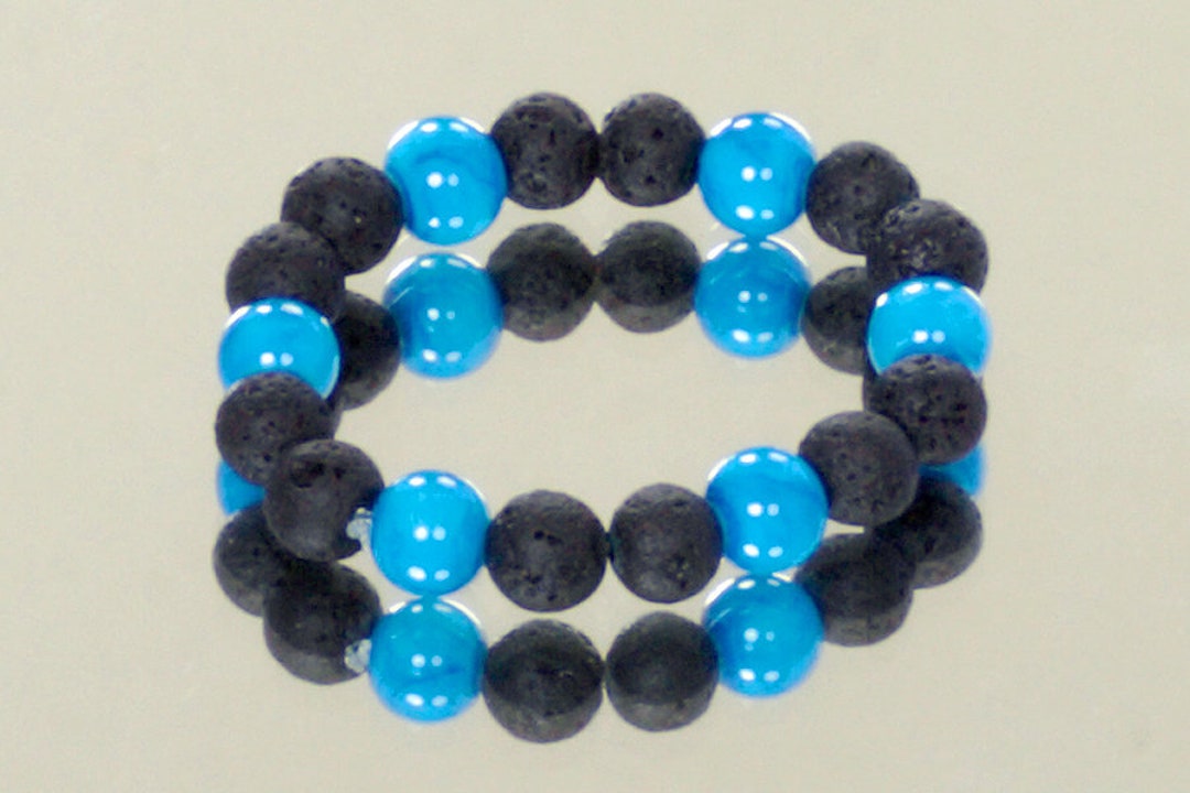 10mm Light Blue and Black Glass Beaded Bracelet - Etsy