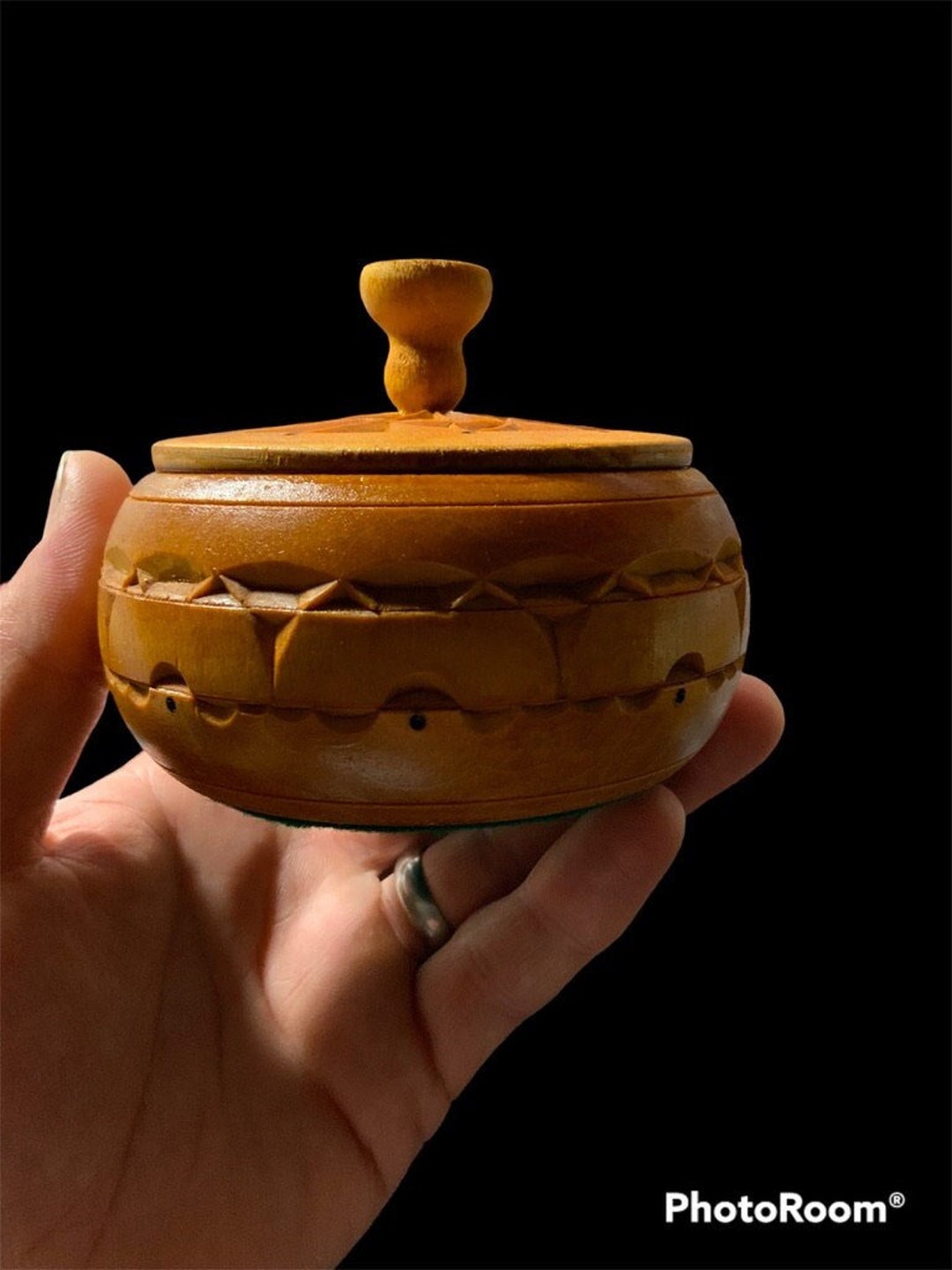 Small Hand Carved Wooden Jewelry Boxround Basswood Box Great Gift - Etsy