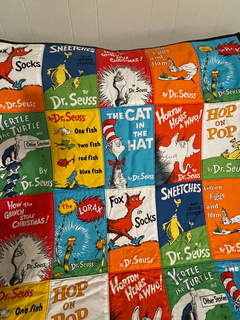 Dr Seuss Story Book Titles, Baby or Toddler Quilt Blanket 39" X 32" - Etsy