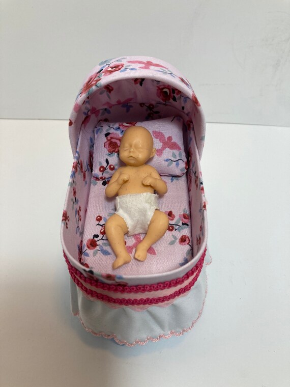 Toys & Games Toys Pretend Play Barbie baby bassinet/baby bed Made for 2 ...