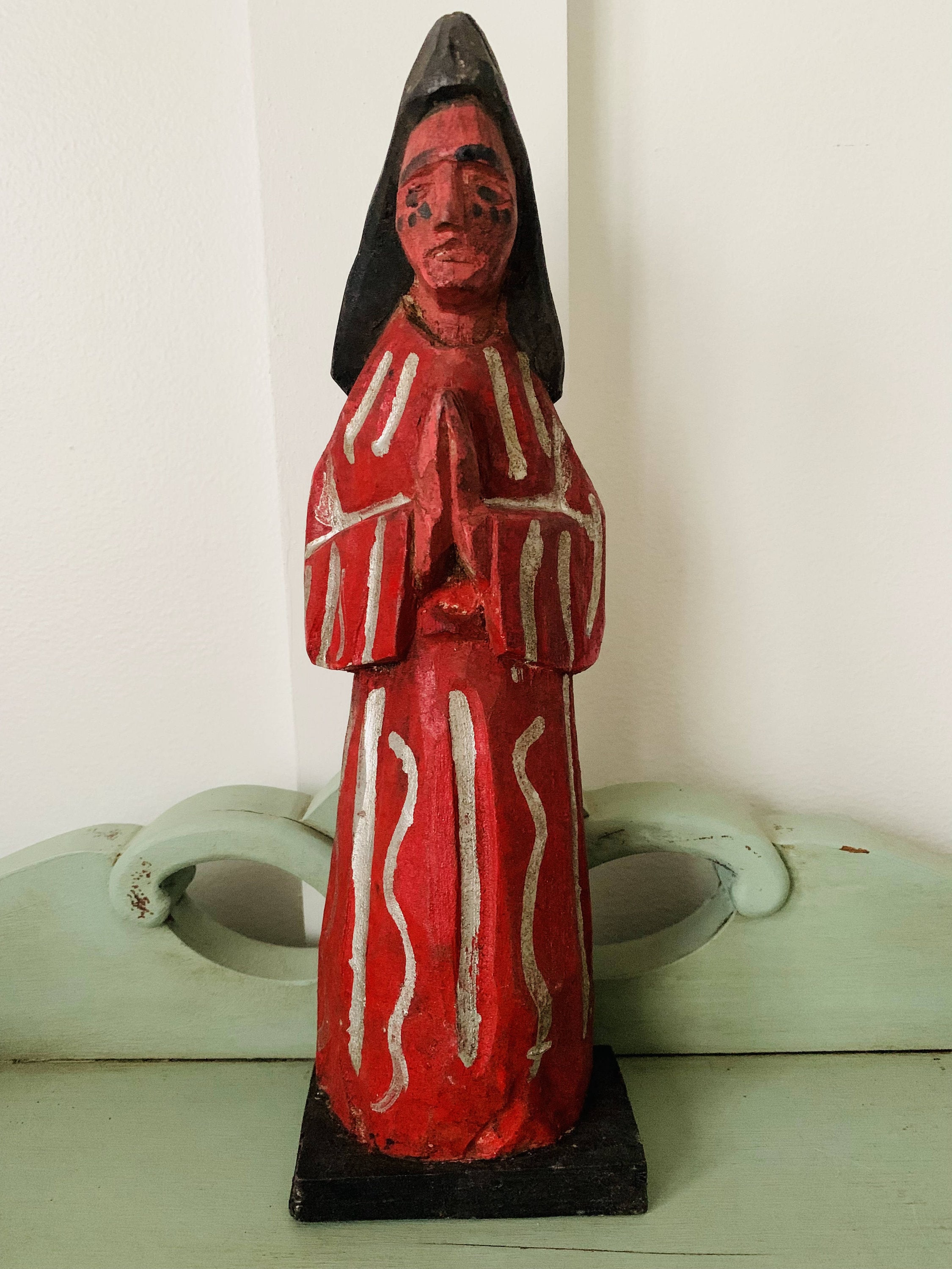 Saintly Santo Statue / Guatemalan / Vintage / Mayan Art / Saints / Hand ...