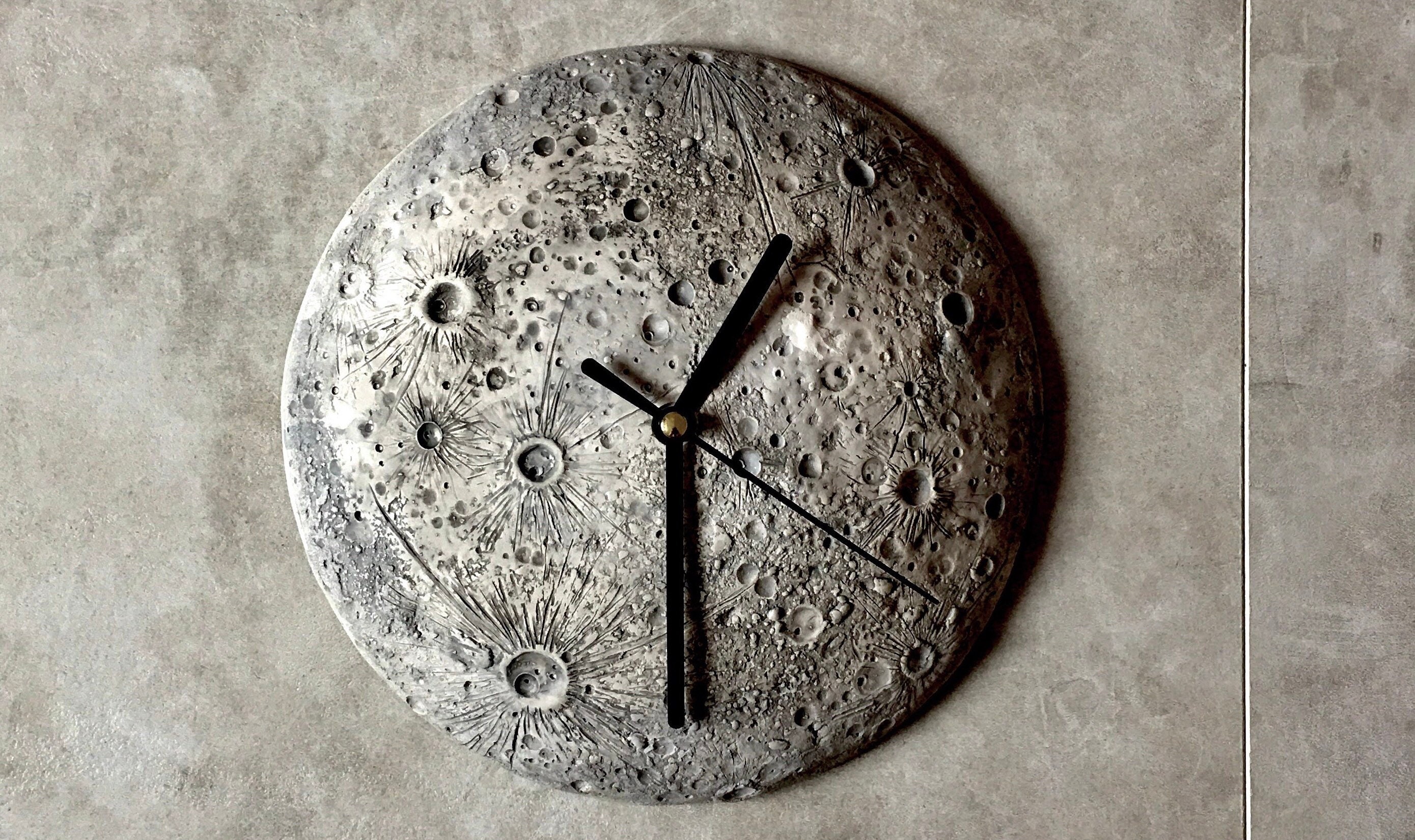 Moon Wall Clock, Moon Table Clock, Planetary Decor - Etsy