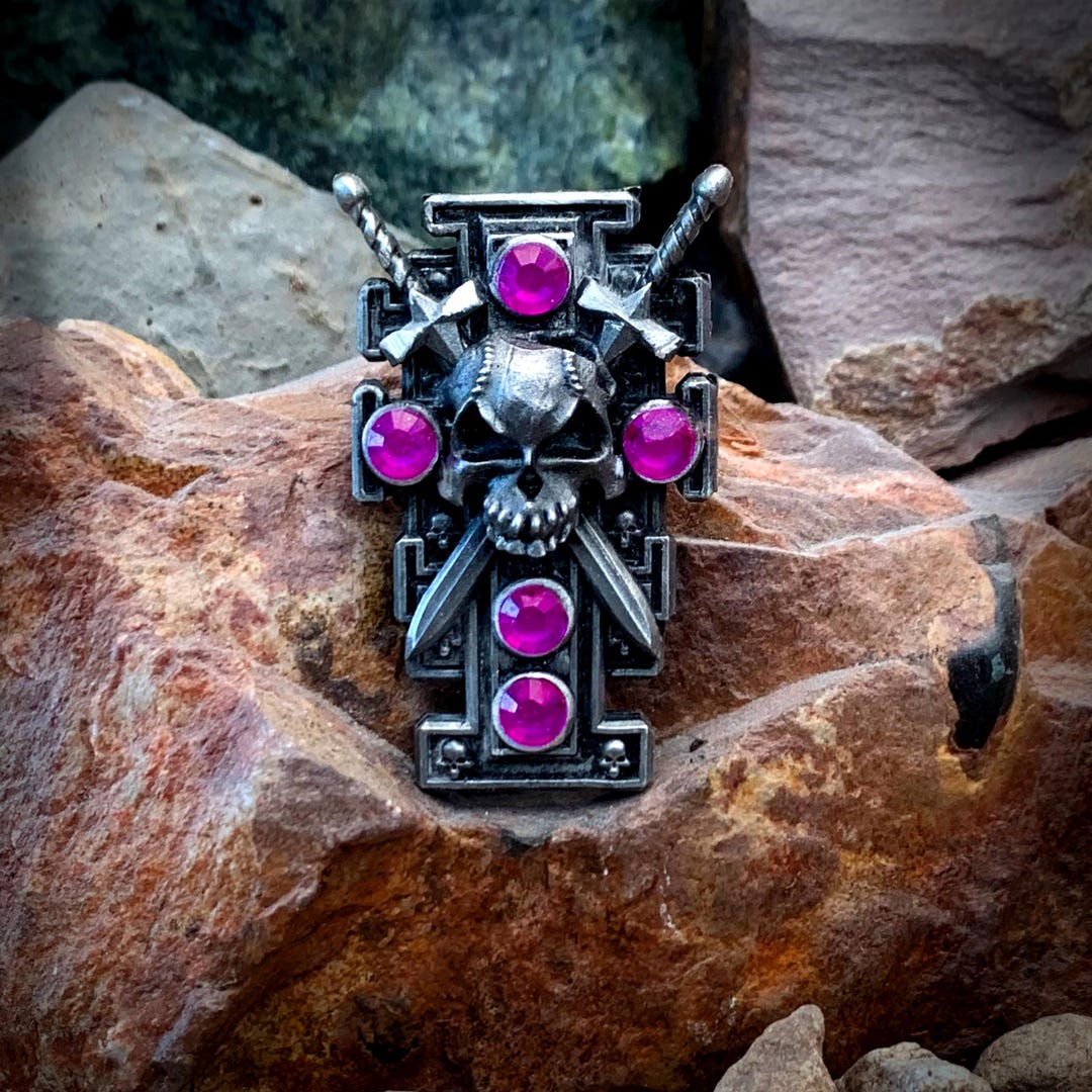 Inquisitor and Inquisition Rosette Alien Skull Badge - Etsy