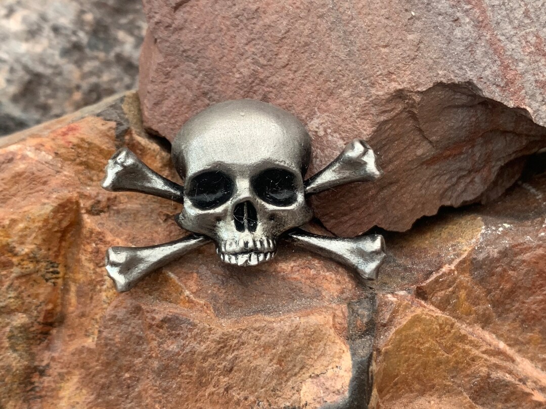 Skull and Cross Bones Badge - Etsy Australia