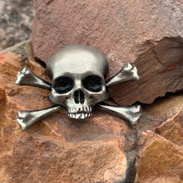 Skull and Cross Bone - Etsy