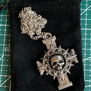 Inquisition Rosette Cross Pendent - Etsy