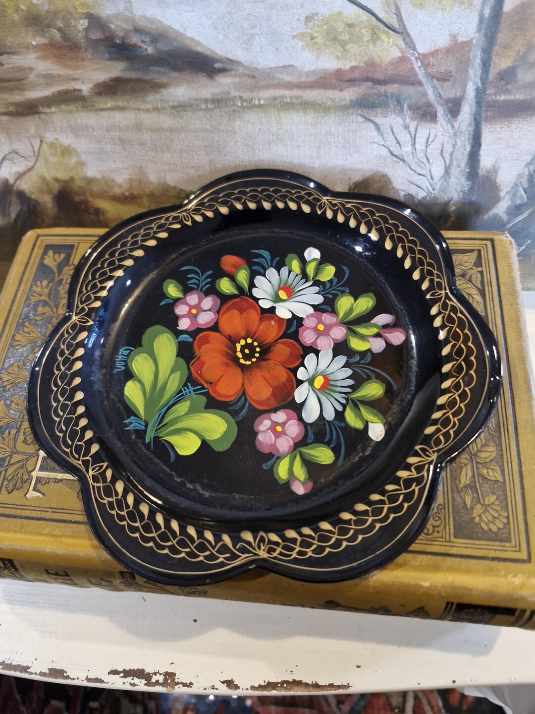 VTG Russian Hand Painted Folk Art 7” Metal Tole Plate Wavy Edge Floral ...