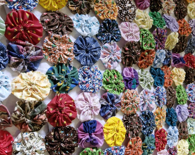 Beautiful Handmade Yoyo Quilt Aprox 88x60 Inches. - Etsy