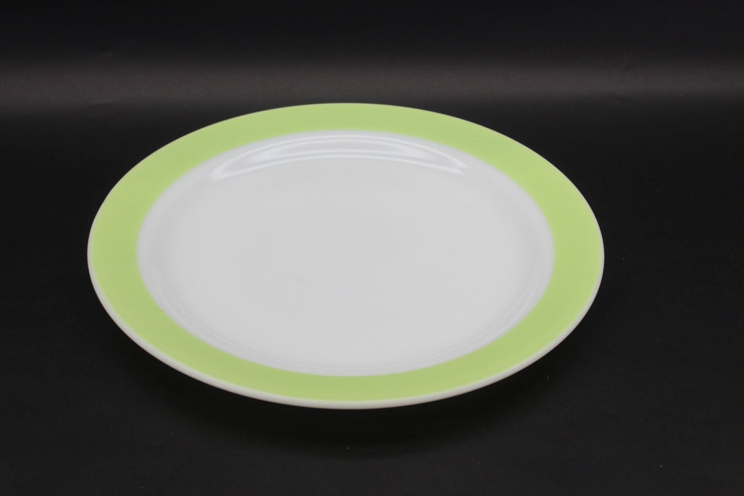 Vintage Chartreuse Pyrex 12 Chop Plate Round Serving - Etsy