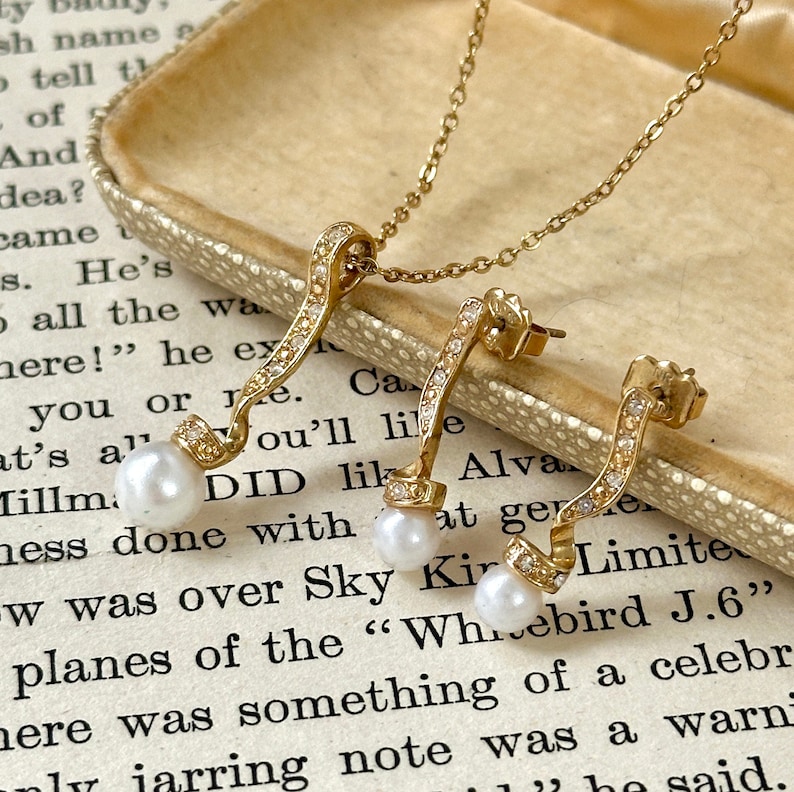 Vintage 1990s Designer Nina Ricci Avon 18ct Gold Plated Faux Pearl ...