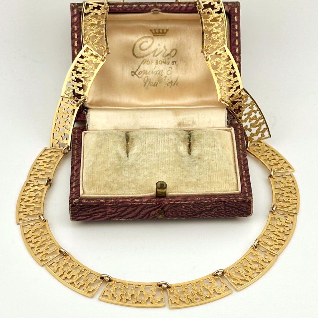 Vintage Gold Cleopatra Collar Necklace, 1970s Textured Statement Choker ...