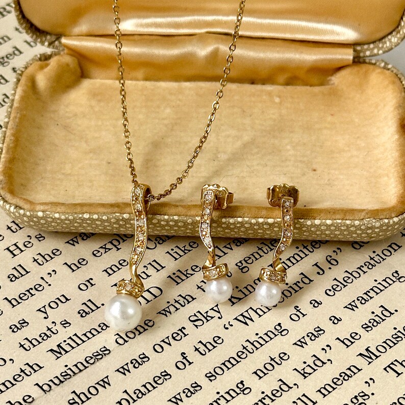 Vintage 1990s Designer Nina Ricci Avon 18ct Gold Plated Faux Pearl ...