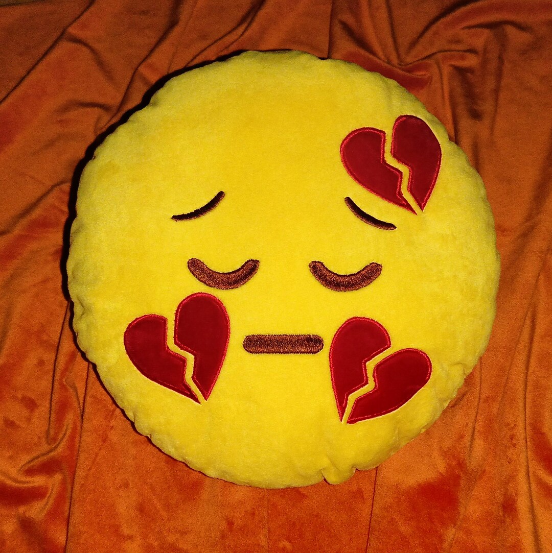 Custom-made Emoticon Pillow Broken Heart - Etsy