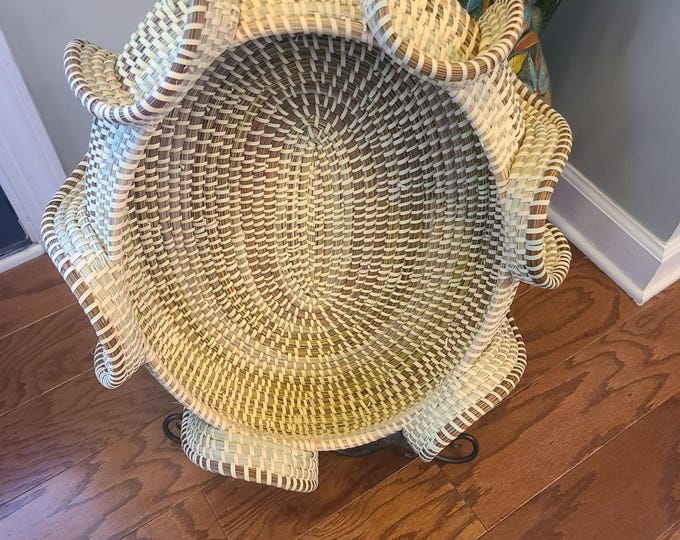 Large Oval Charleston Sweet Grass Basket With Braided Motif - Etsy