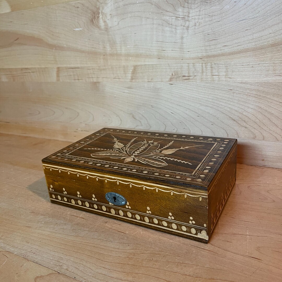 Vintage Carved Wood Box Midcentury Small Treasure Letter Keepsake Box ...