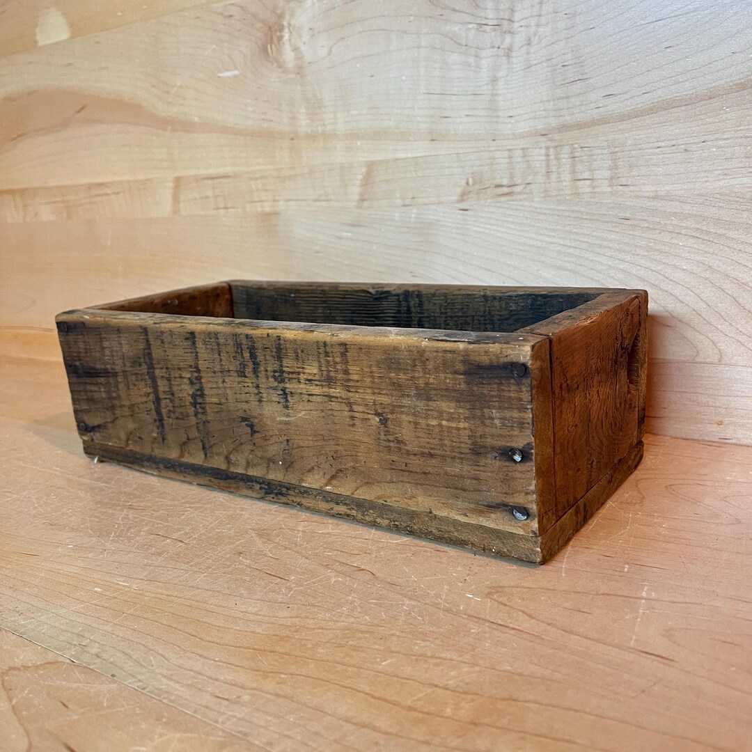 Vintage Rustic Wood Box Small Primitive Distressed Tool Storage Floral ...